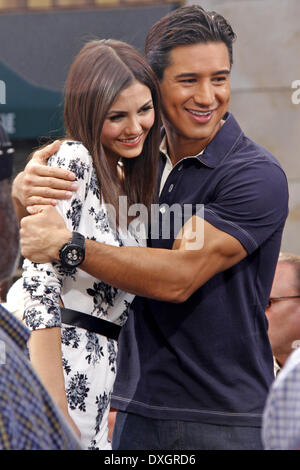 Victoria Justice, Mario Lopez Celebrities at The Grove to appear on ...