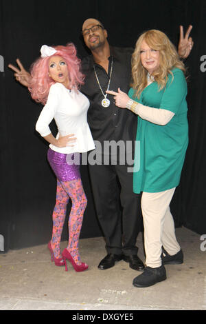 Kelly Ripa, Michael Strahan 'Live with Kelly and Michael' hosts a ...