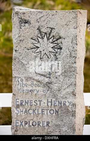 The grave of explorer Sir Ernest Shackleton at the Grytviken whaler's ...