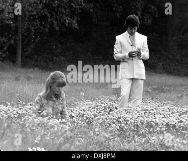 THE BUTTERCUP CHAIN, Jane Asher, 1970 Stock Photo - Alamy