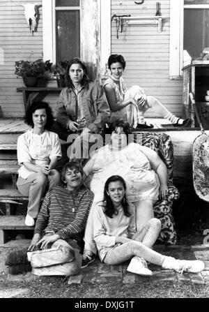 Juliette Lewis, Leonardo Dicaprio Film What'S Eating Gilbert Grape (USA ...