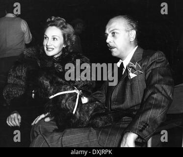 SANDRA GAHLE AND MITCHELL LEISEN ON THE SET OF THE LADY IS WILLING ...