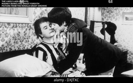 THE LIKELY LADS (1976) BRIGIT FORSYTH JAMES BOLAM MARY TAMM RODNEY ...