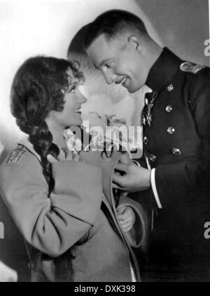 QUEEN KELLY, Gloria Swanson, 1928 Stock Photo - Alamy