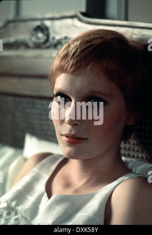 ROSEMARY'S BABY 1968 Paramount Pictures film with Mia Farrow Stock Photo - Alamy
