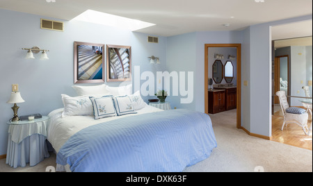 Skylight over bed Stock Photo - Alamy