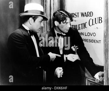 SCARFACE (1932) GEORGE RAFT, PAUL MUNI SCFA 001 Stock Photo - Alamy