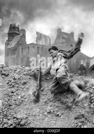 Saving Private Ryan Saving Private Ryan Corporal Upham (Jeremy Davies ...