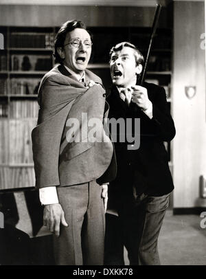 CARRY ON MATRON (1972) KENNETH COPE, HATTIE JACQUES CRMT 013 Stock ...