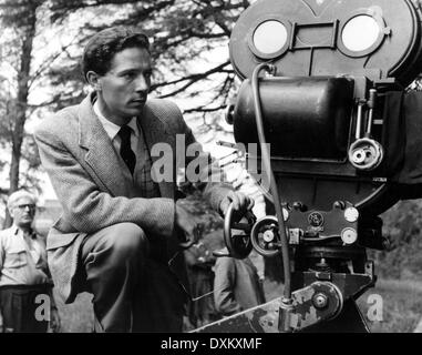 FILM 1984 (1956, Michael Anderson) Edmond O'Brien (Winston Smith Stock ...