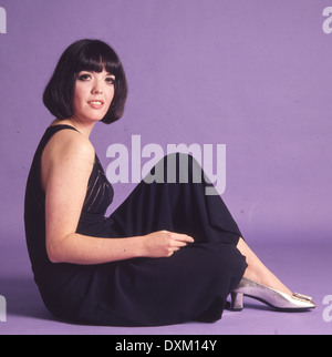 BILLIE DAVIS (Carol Hedges) English pop singer about 1963 Stock Photo ...