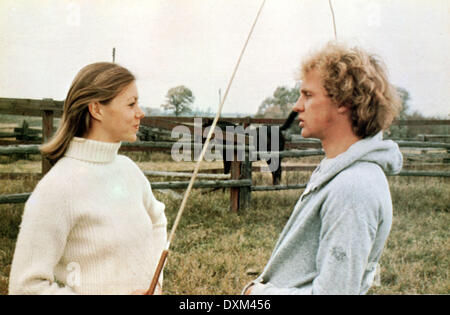 EQUUS PETER FIRTH, JENNY AGUTTER Date: 1977 Stock Photo - Alamy