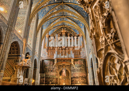 Albi Cathedral ceiling with frescoes. Cathedral Basilica of Saint Stock ...