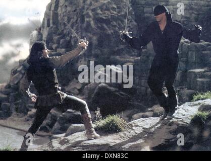 THE PRINCESS BRIDE (1987) MANDY PATINKIN, ANDRE THE GIANT, CARY ELWES ...