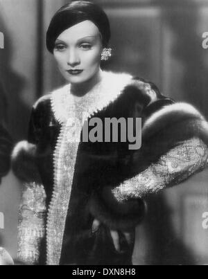 Marlene Dietrich Film: Blonde Venus (USA 1932) Characters: Helen ...