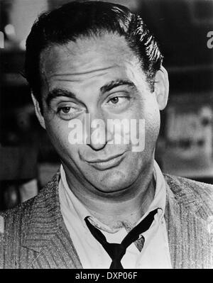 IT'S A MAD MAD MAD MAD WORLD [US 1963] SID CAESAR, EDIE ADAMS Date ...