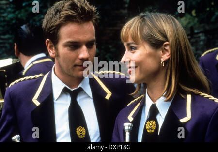 Tara Fitzgerald, Ewan Mcgregor Film Brassed Off (1996) Characters ...