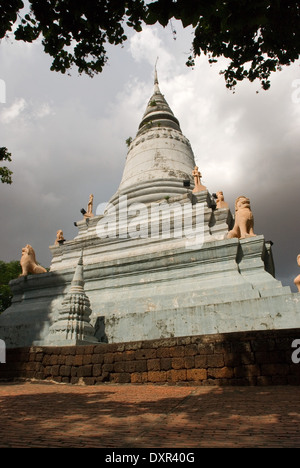 a statue at a temple on the Mount Phnom Sompov near the city of ...