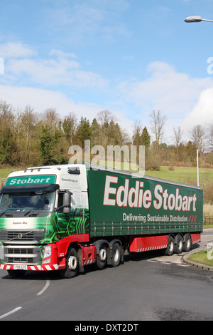 Eddie Stobart haulier hgv supply chain lorry truck & soft sided curtain ...