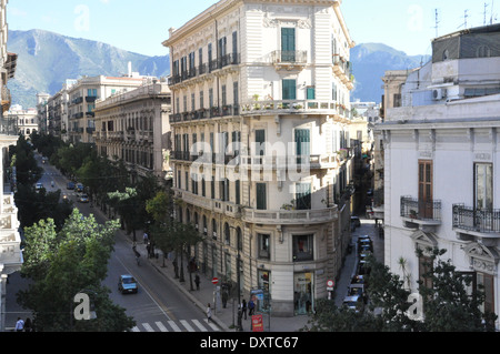 Via Roma Palermo Sicily Italy Stock Photo - Alamy
