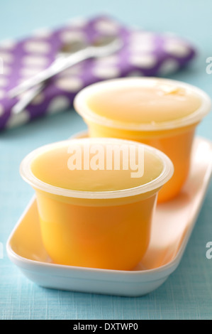 Cups of mango ice cream Stock Photo - Alamy