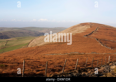 Cats Tor from the path to Shining Tor Cheshire Derbyshire Border ...