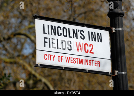 Street sign for Lincoln’s Inn Fields, the largest public square in ...