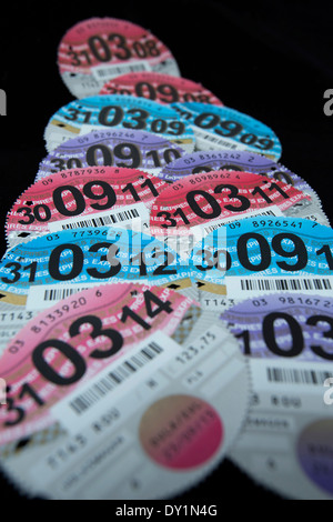UK paper car tax discs reach the end of the road as enforcing the ...