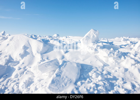 Desolate snow covered Minnesota winter landscape Stock Photo: 68275851 ...