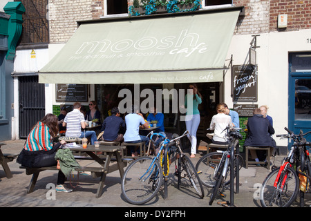 Jerdan Place in Fulham SW6 with Cafes - London UK Stock Photo - Alamy