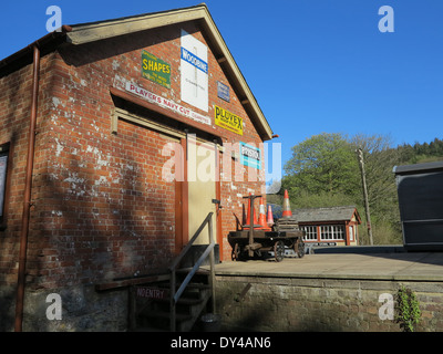Railway buildings at Staverton railway station Stock Photo - Alamy