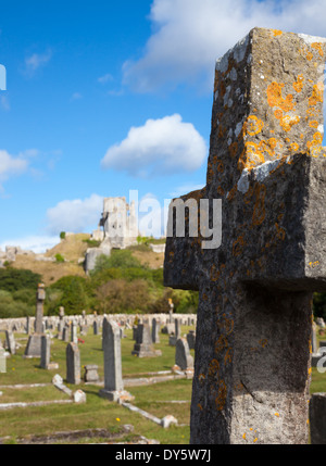 Cemetery with Corfe Castle in the background, Jurassic Coast, UK Stock ...