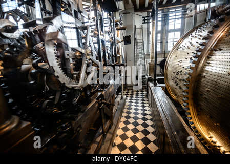 Belfry Of Bruges Carillon Mechanical System Bruges Belgium // BRUGES ...