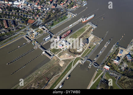 Aerial view, canal lock at Brunsbüttel, Kiel Canal or Nord-Ostsee-Kanal, preparatory ...