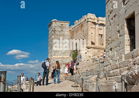 Steps leading to the Propylaea, the entrance to the Acropolis, Athen ...