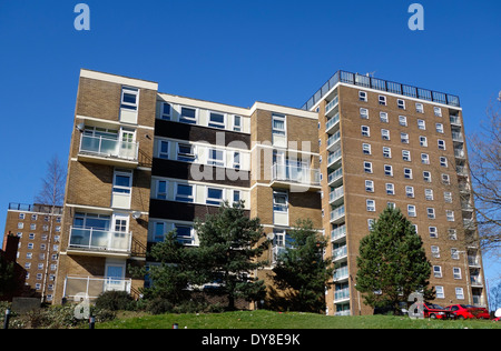 Brierley Hill High Rise Council Tower Blocks seen from Delph Road ...