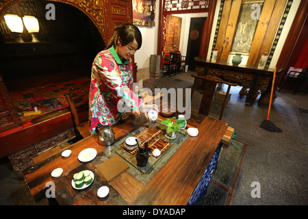Tea shop in Chnagsha China Stock Photo - Alamy
