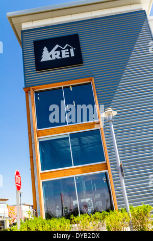 REI sign and logo at a store in Tustin California Stock Photo - Alamy