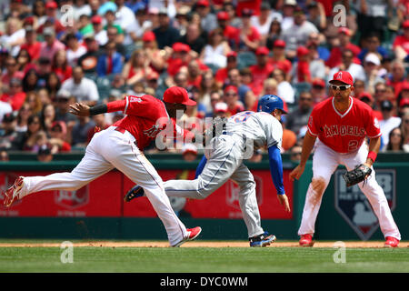 Los Angeles Angels catcher Travis d'Arnaud, left, and starting pitcher ...