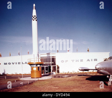The AL-34D Paul Mantz album photo captures the renowned aviator Paul ...