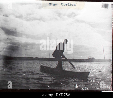 The Curtiss Hydro, a seaplane developed by the Curtiss Aircraft Company ...