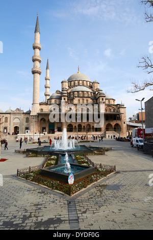 Water fountains outside the New Mosque Istanbul, Turkey Stock Photo - Alamy