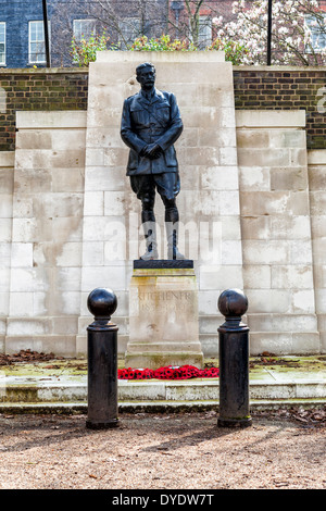 Horse Guards Parade statue of Kitchener British soldier and statesman ...