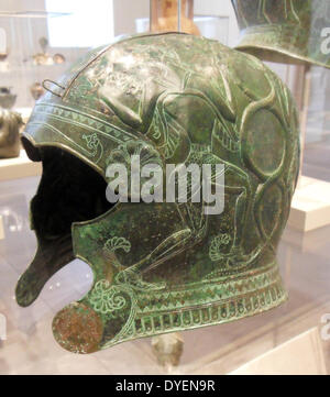 bronze helmet from Crete, Greece. Late 7th century BC Stock Photo - Alamy
