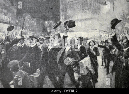 Celebrating the outbreak of World War One in Berlin Stock Photo - Alamy