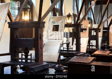 MEDIEVAL PRINTING PRESS Stock Photo - Alamy