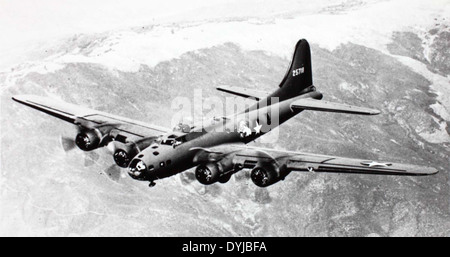 Boeing B-17F Flying Fortress 42-29782 long range World War 2 bomber ...