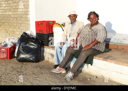 HOMELESS ELDERLY MIXED RACE COUPLE CAPE TOWN Stock Photo - Alamy