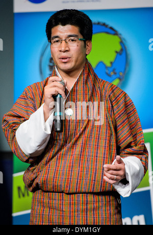 The My Community, Our Earth (MyCOE) and SERVIR program presentations ...