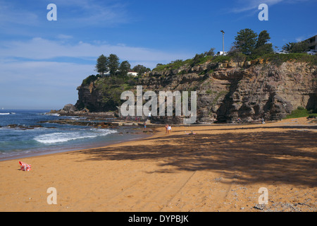 Sydney's Avalon Beach and ocean rock swimming pool , one of Sydney's ...